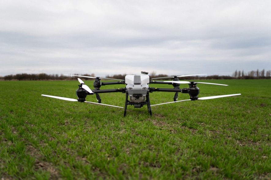 DJI Agras T50 - Enterra